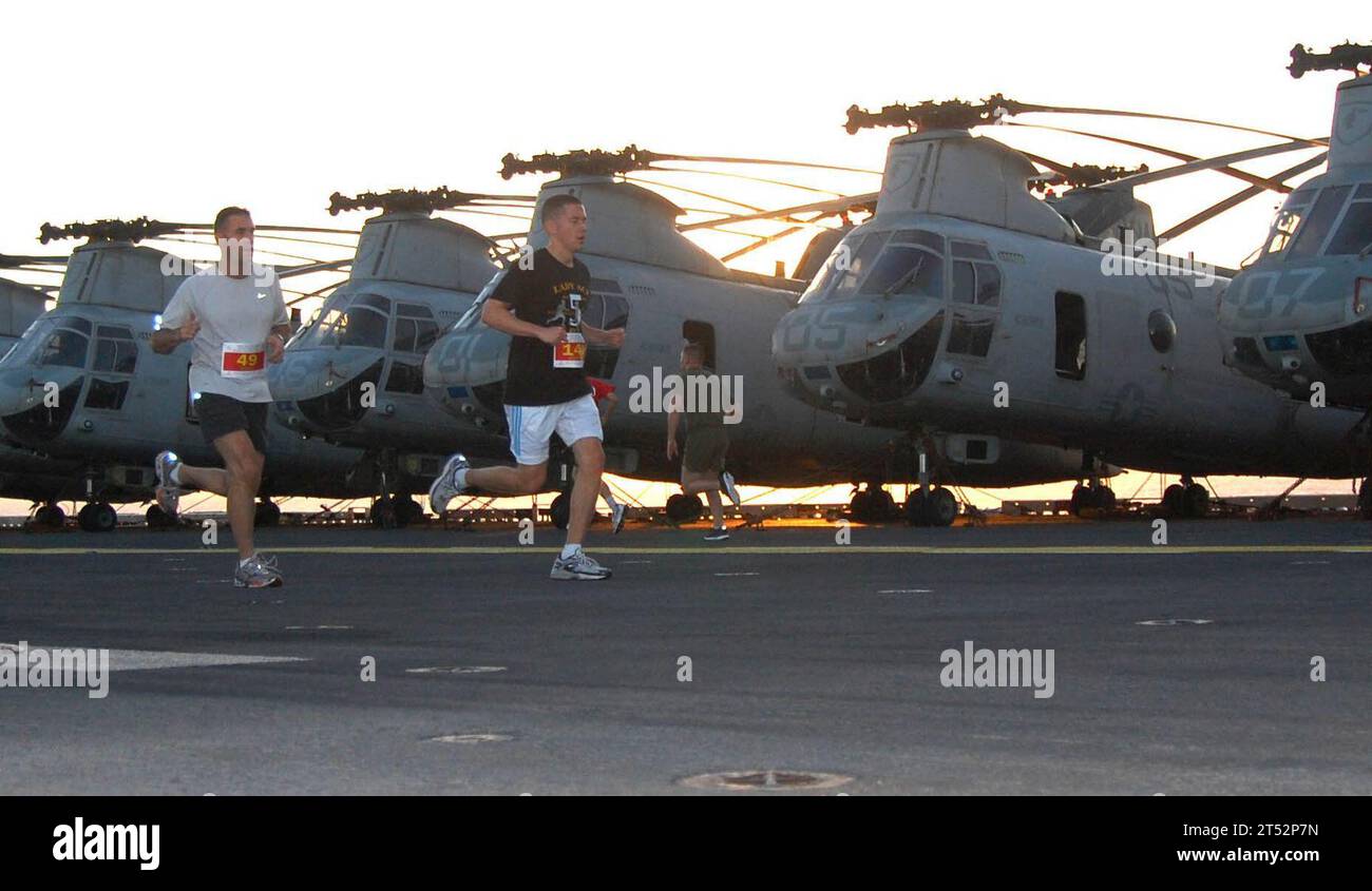 amphibious assault ship, flight deck, Helicopter Marine Medium Squadron ...