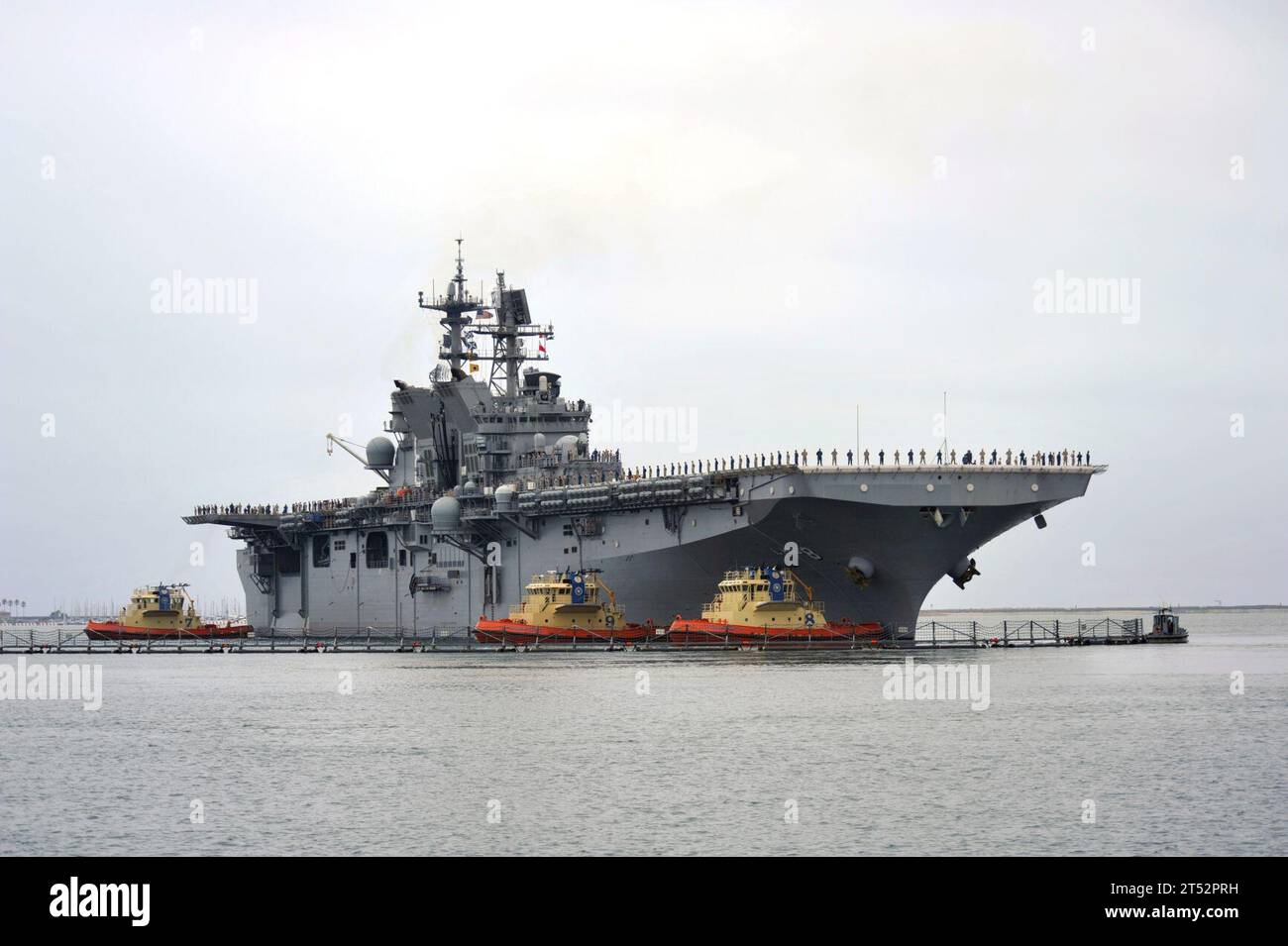 Amphibious squadron phibron 5 hi-res stock photography and images - Alamy