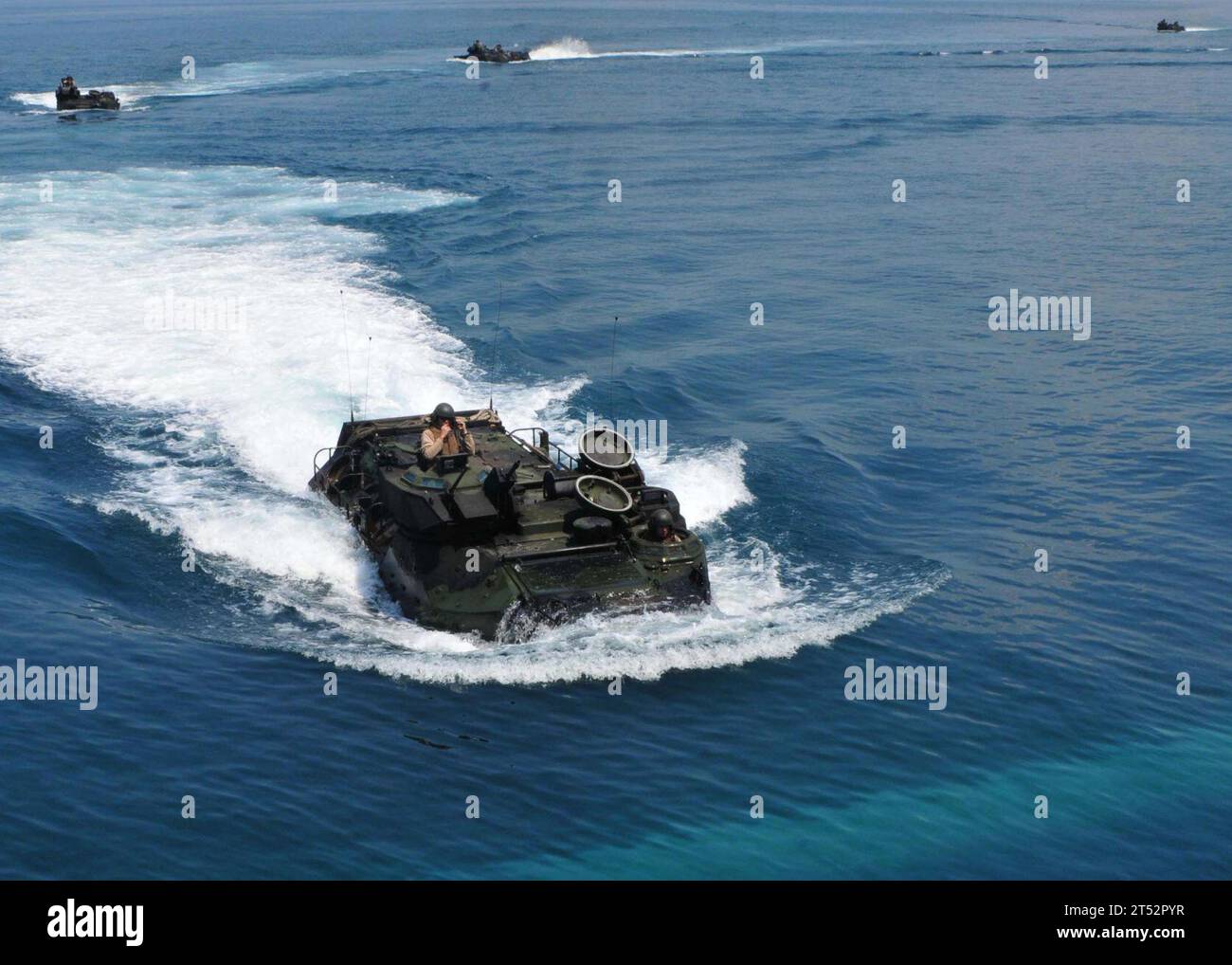 110612XR557-179 SOUTH CHINA SEA (June 12, 2011) An amphibious assault ...