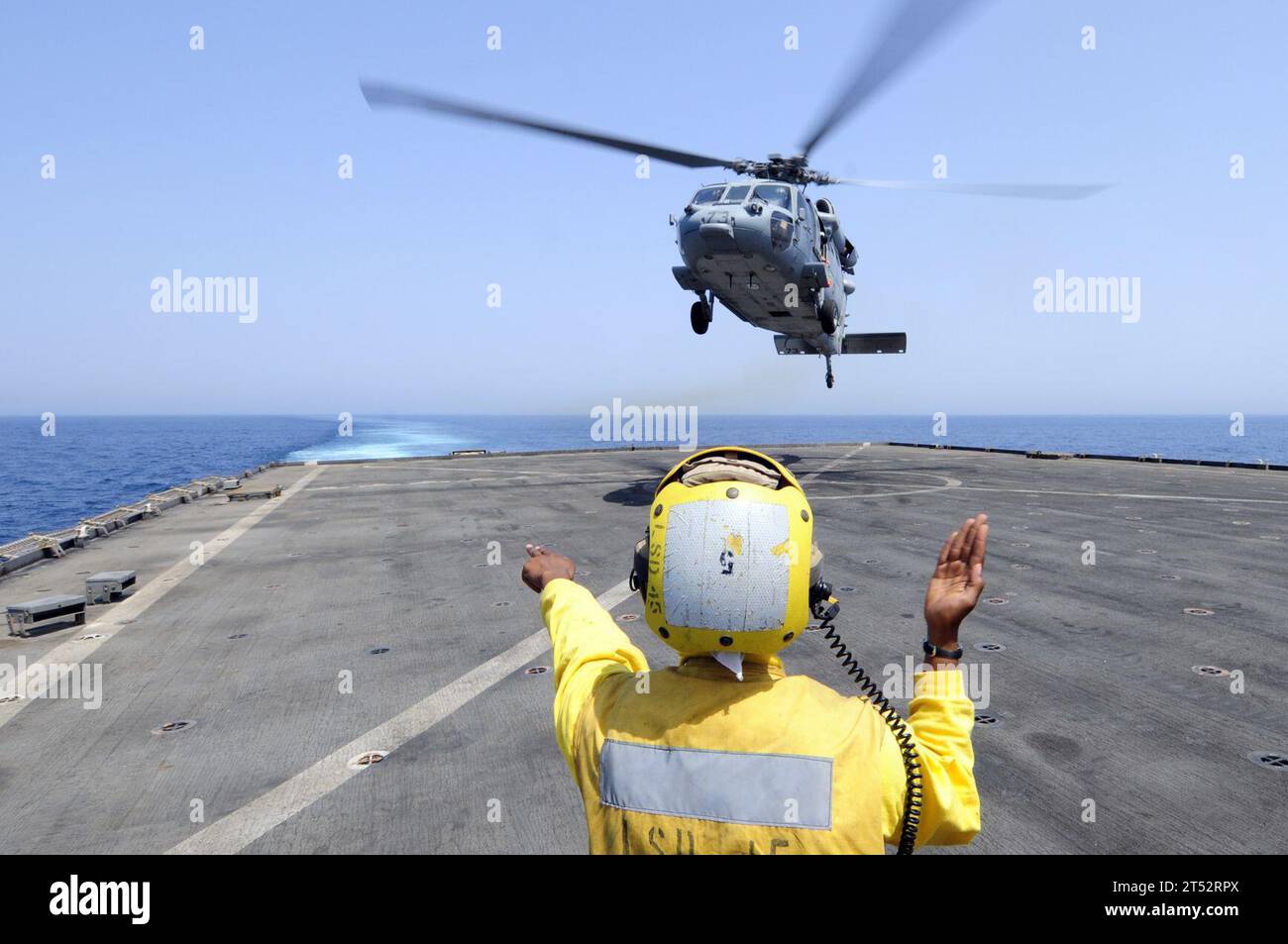 amphibious dock landing ship, Chargers, flight deck, Flight Operations ...
