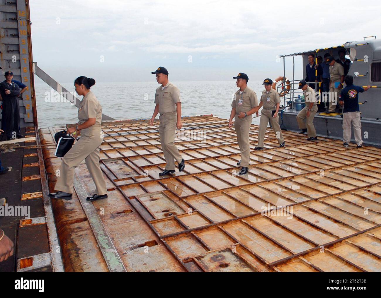 Philippines training ship hi-res stock photography and images - Alamy