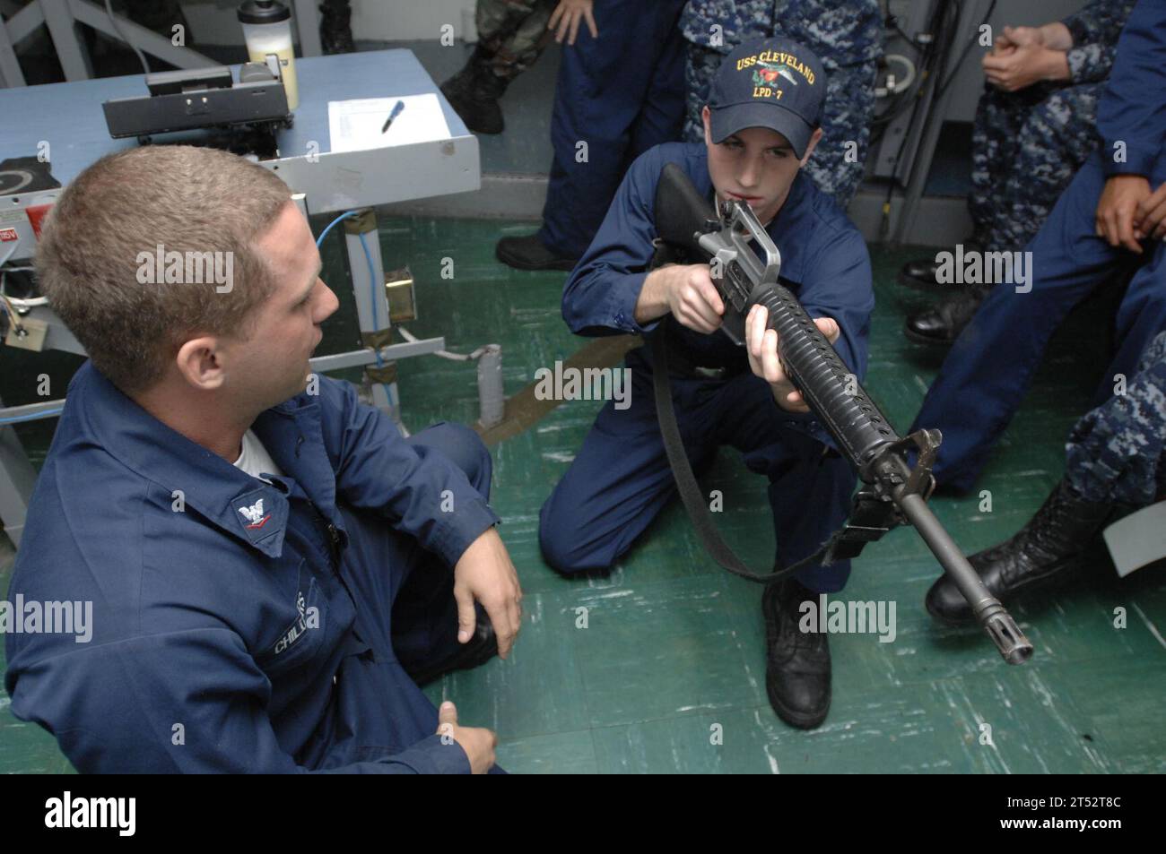 amphibious transport dock ship, LPD 7, Sailors, u.s. navy training, USS ...