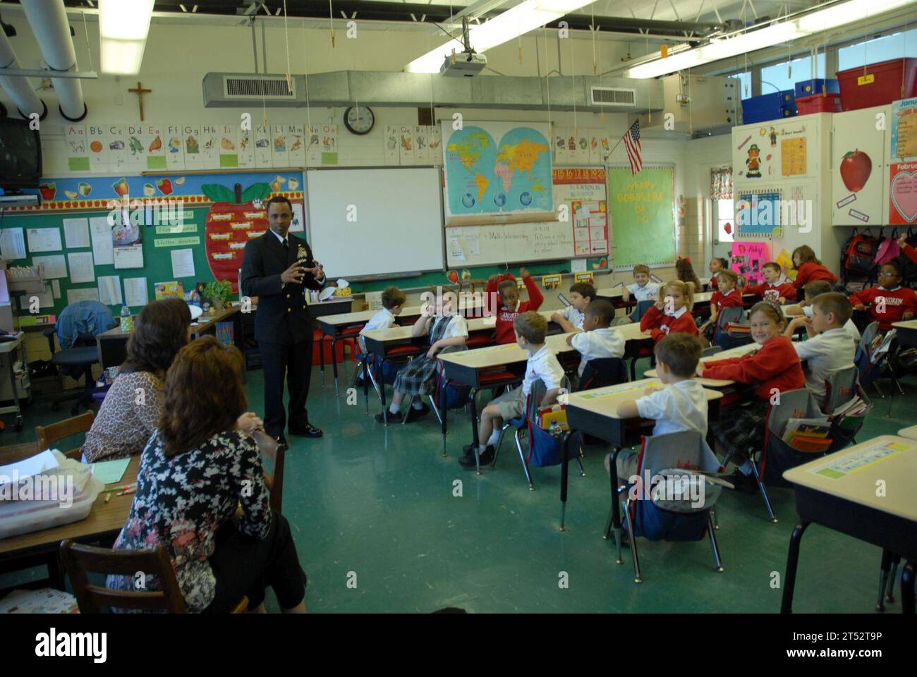 amphibious transport dock ship USS New Orleans (LPD 18), La., New ...