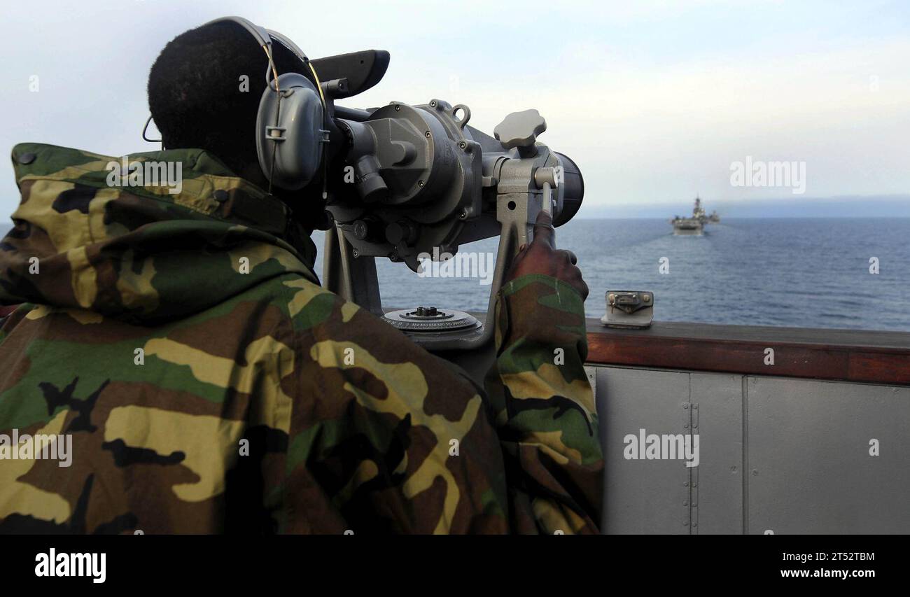 amphibious transport dock ship, Bataan Amphibious Ready Group, Libya ...