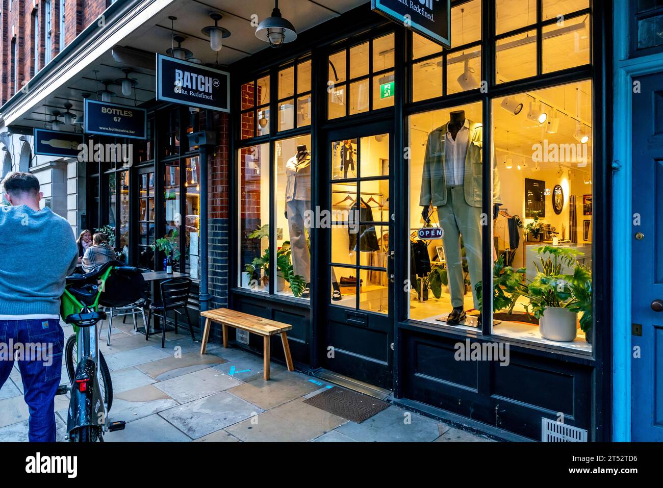 Batch London - Sustainable Clothes Store, Spitalfields Market, London ...