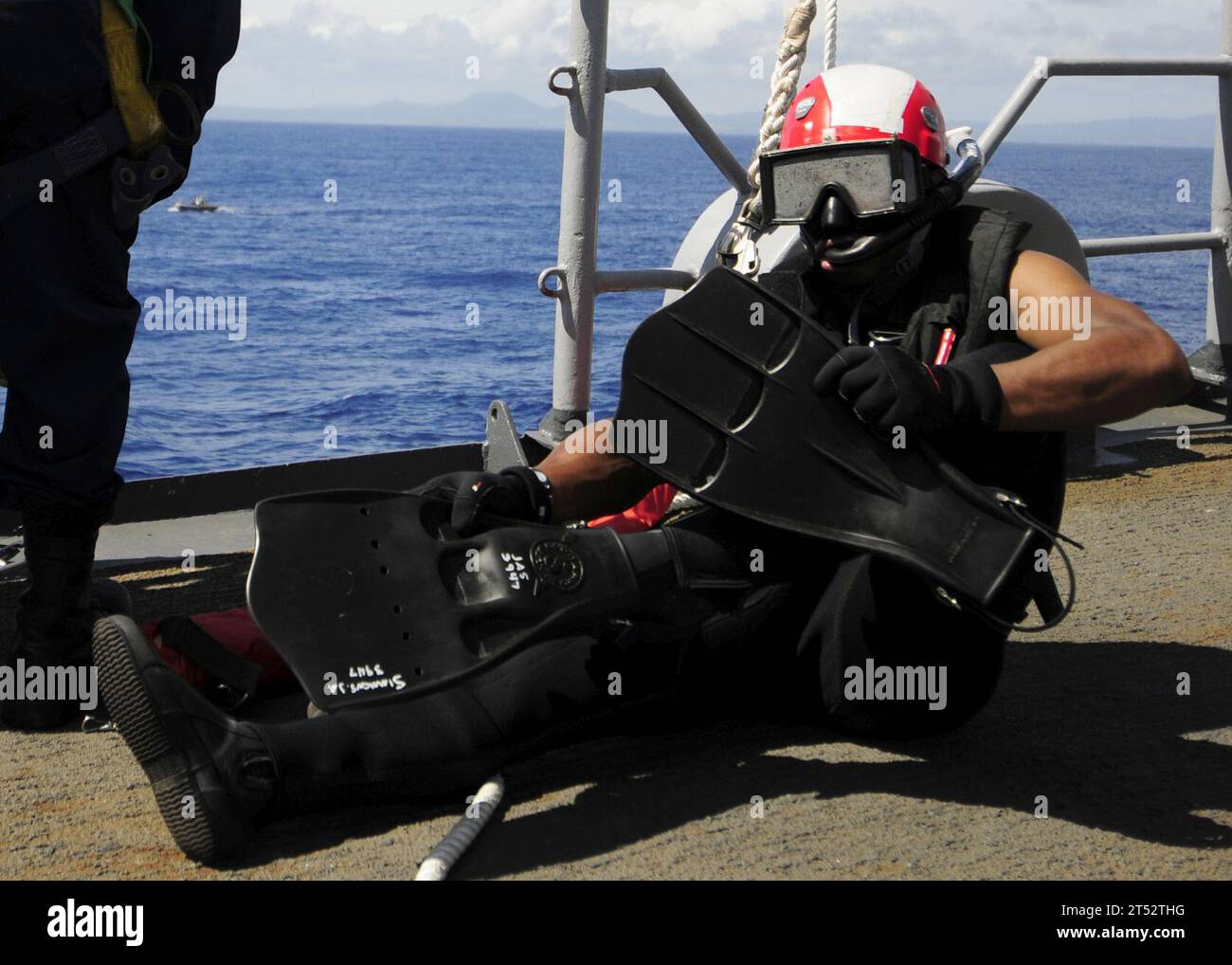 amphibious transport dock ship, Man Overboard drill, Sailors, SAR, U.S ...