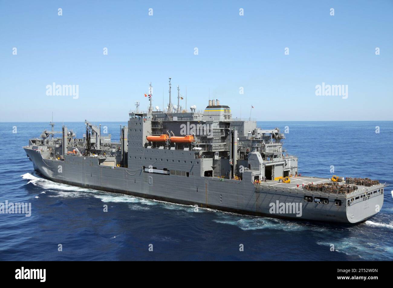 0810190120A-106 SOUTH CHINA SEA (Oct. 19, 2008) The Military Sealift ...