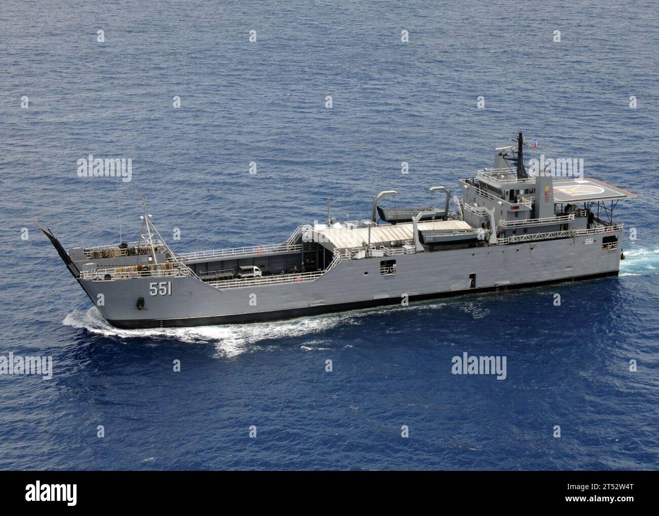 0904210120A-035 SOUTH CHINA SEA (April 21, 2009) The Armed Forces of ...
