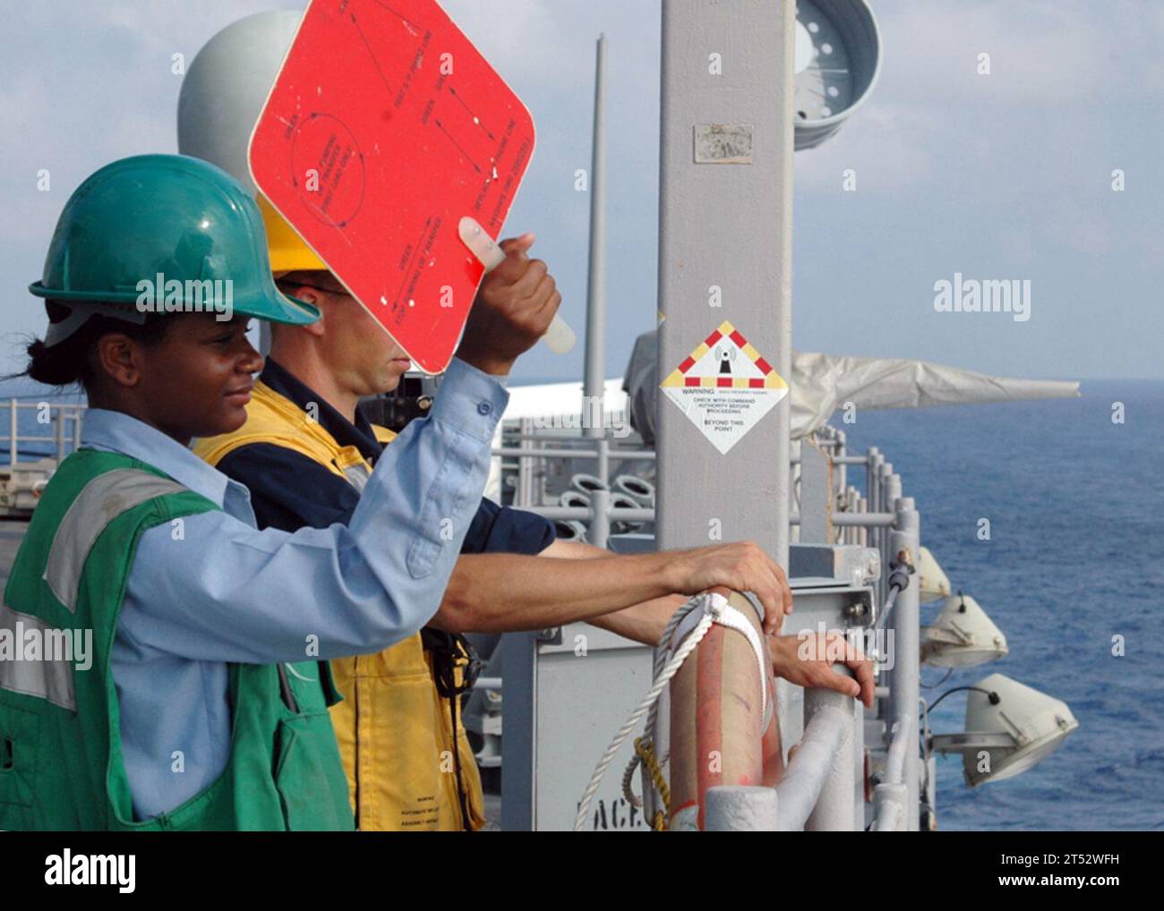 amphibious, Fleet, ships, signal paddle, underway Stock Photo - Alamy