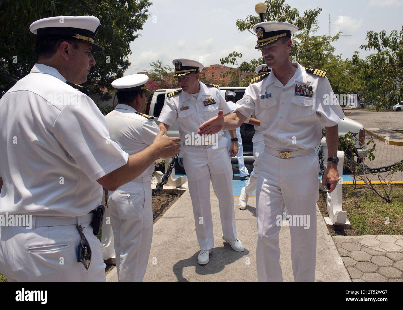 1006155319A-030 MANZANILLO, Mexico (June 15, 2010) Capt. Peter Brennan ...