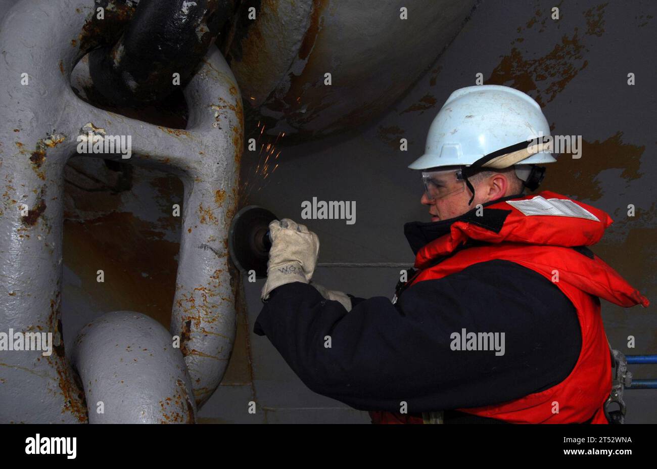 anchor, grinding, rust, USS John C. Stennis (CVN 74 Stock Photo - Alamy