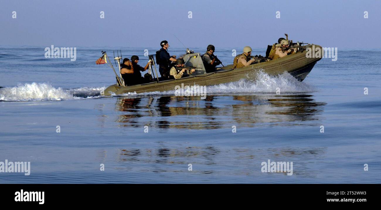 1001011291E-157 GULF OF ADEN (Jan. 1, 2010) Members of the guided ...