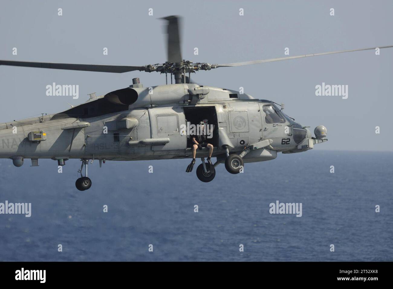 anti-piracy operations, ctf-151, Gulf of Aden, pirates, USS Chosin ...