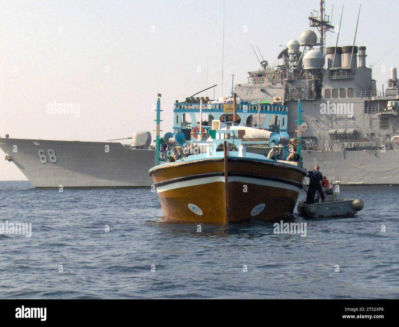 Anzio, cg 68, dhow, Iran, Iranian, rescue Stock Photo - Alamy