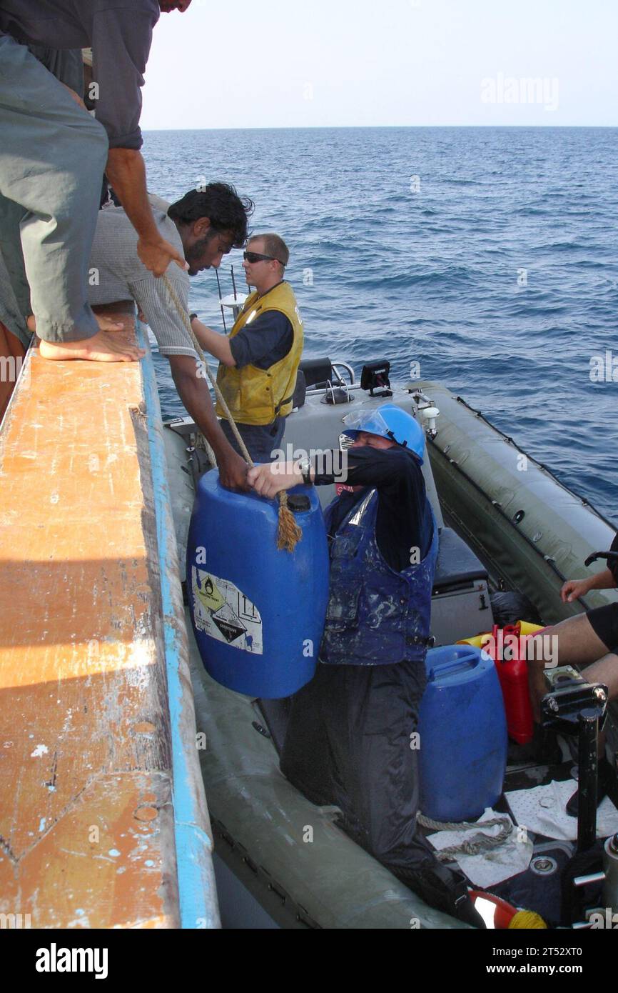 Anzio, cg 68, dhow, Iran, Iranian, rescue Stock Photo - Alamy