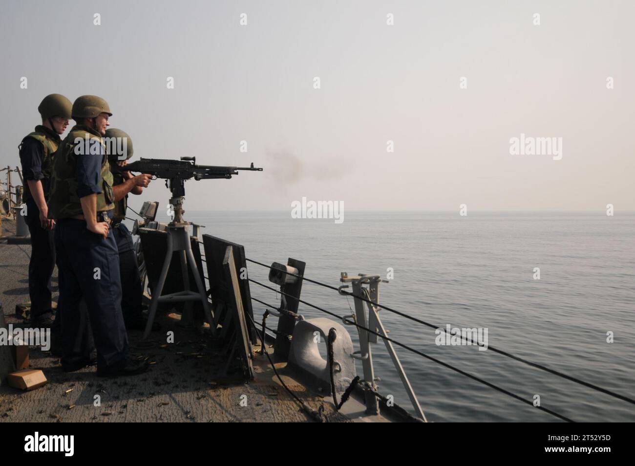 ARABIAN GULF, DDG 57, Deven B. King, Guided-Missile Destroyer, M240B ...