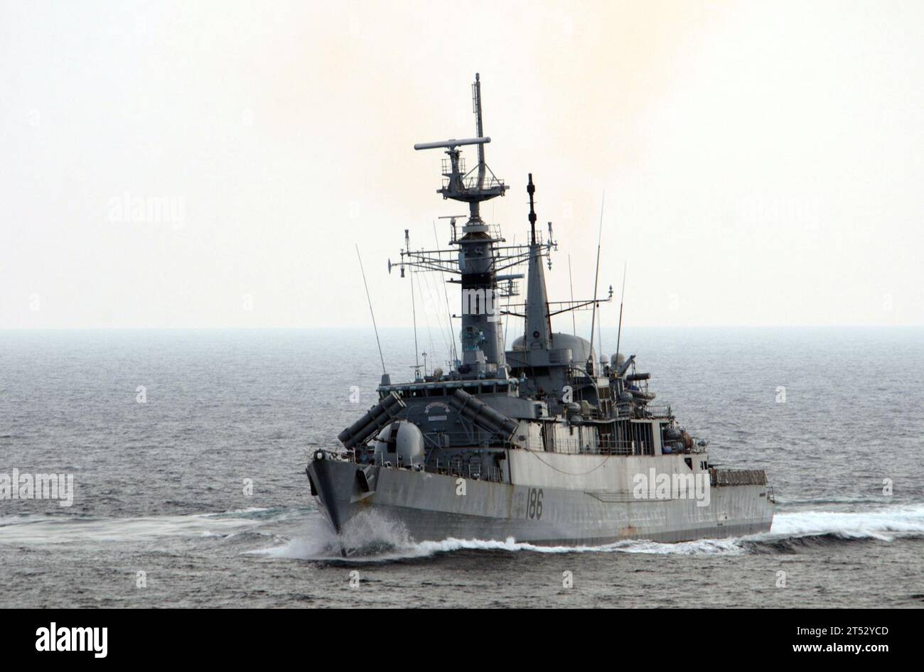 111102XQ375-381 ARABIAN SEA (Nov. 2, 2011) The Pakistani navy destroyer ...