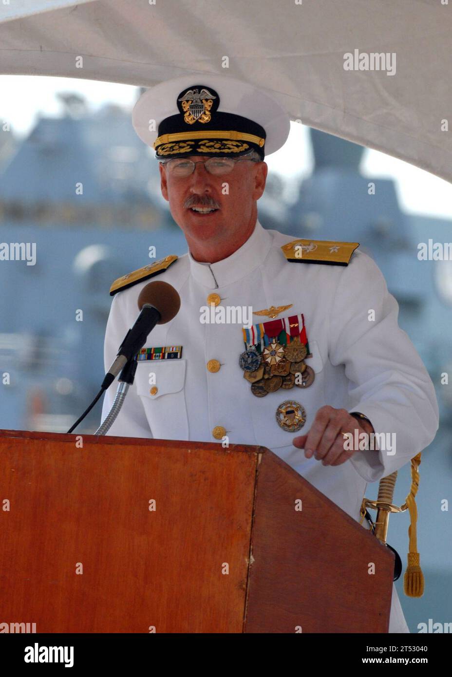 Commander navy region hawaii hi-res stock photography and images - Alamy