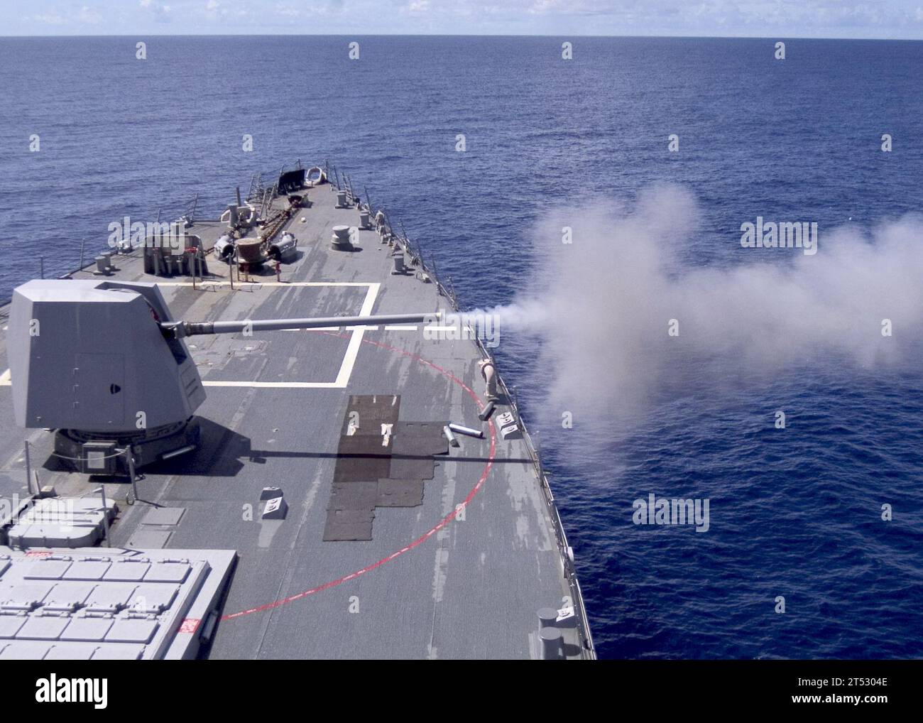 0704165253W-002 WESTERN PACIFIC OCEAN (April 17, 2007) - Smoke billows ...