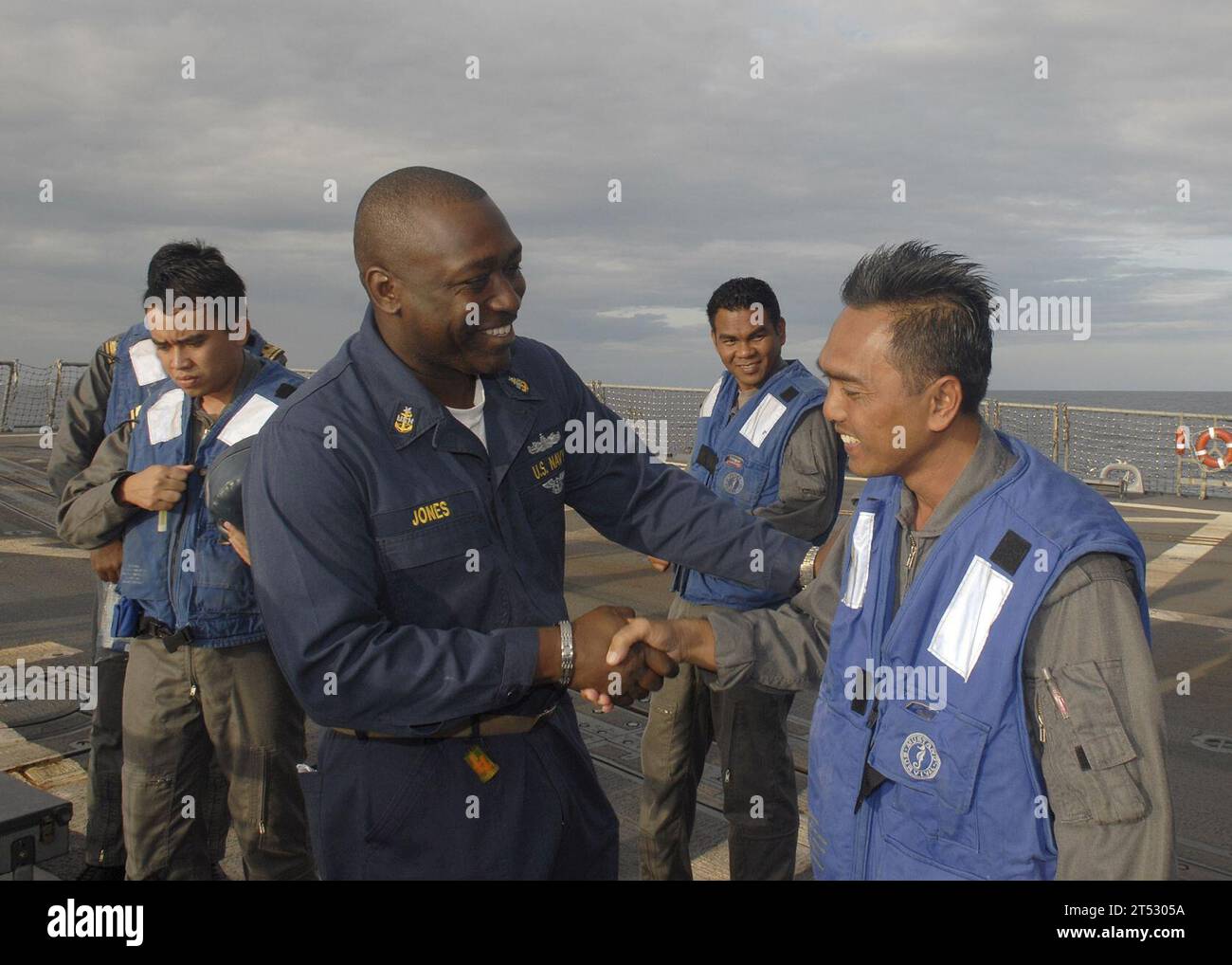Arleigh Burke-class, ddg 89, destroyers, guided, kota kinabalu ...