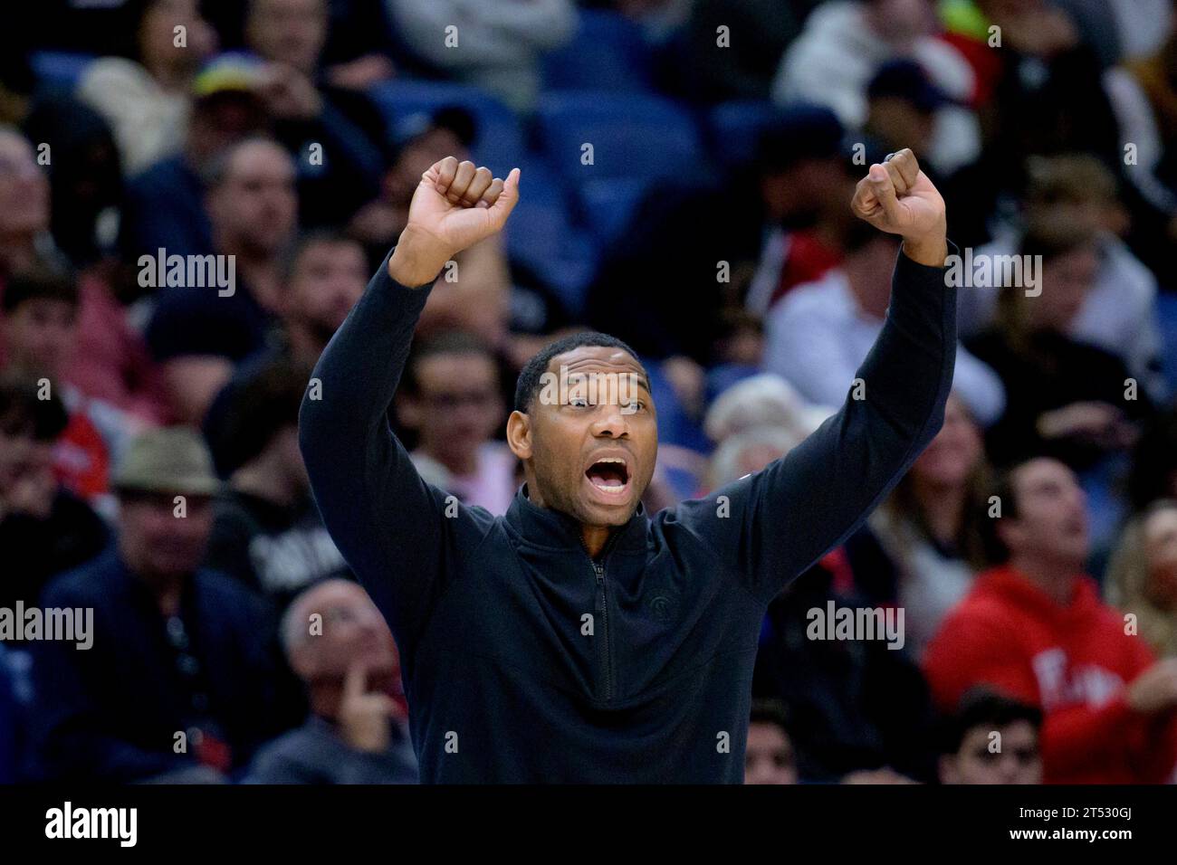 New Orleans Pelicans coach Willie Green gestures during the first half ...