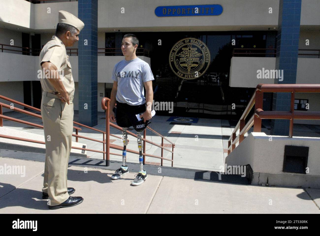 army, hospital, IED, MCPON, wounded Stock Photo - Alamy