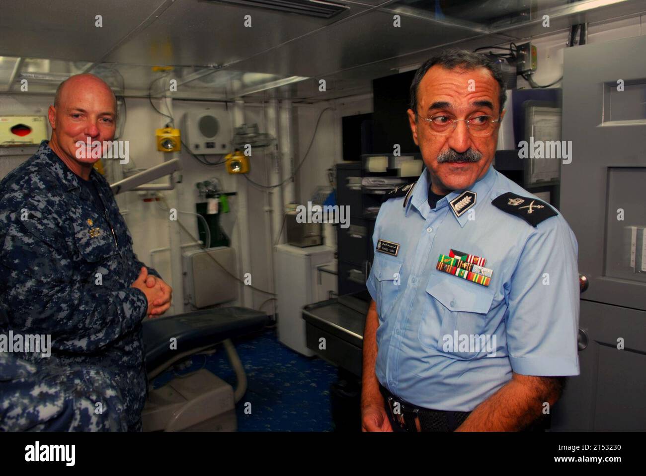 1008029706M-123 ARABIAN GULF (Aug. 2, 2010) Capt. Christopher Bolt ...