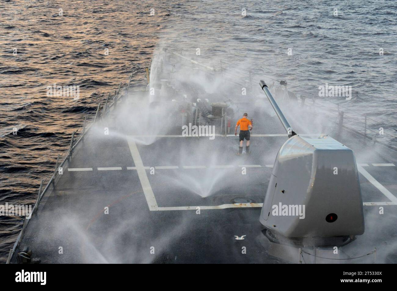 atlantic ocean, counter measure wash down, DDG 57, Deven B. King ...