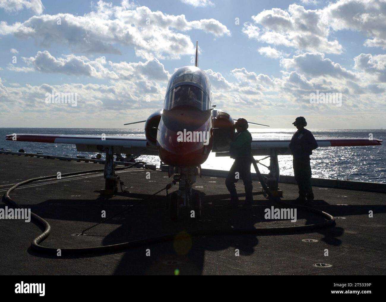 atlantic ocean, fuel a T-45, Nimitz-class aircraft carrier, nuclear ...