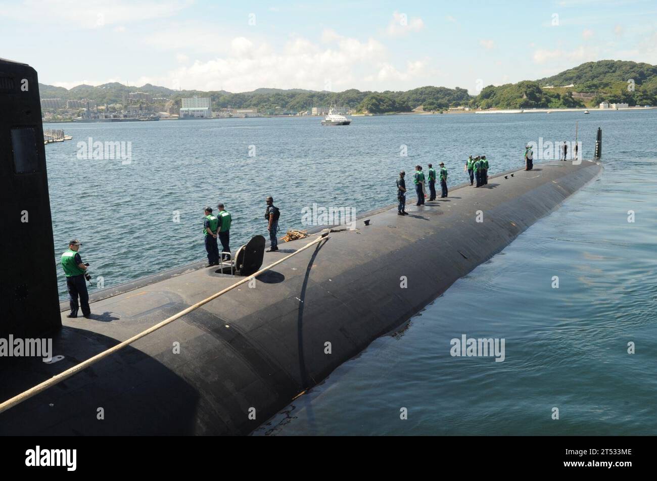 Submarine uss hawaii ssn 776 hi-res stock photography and images - Alamy