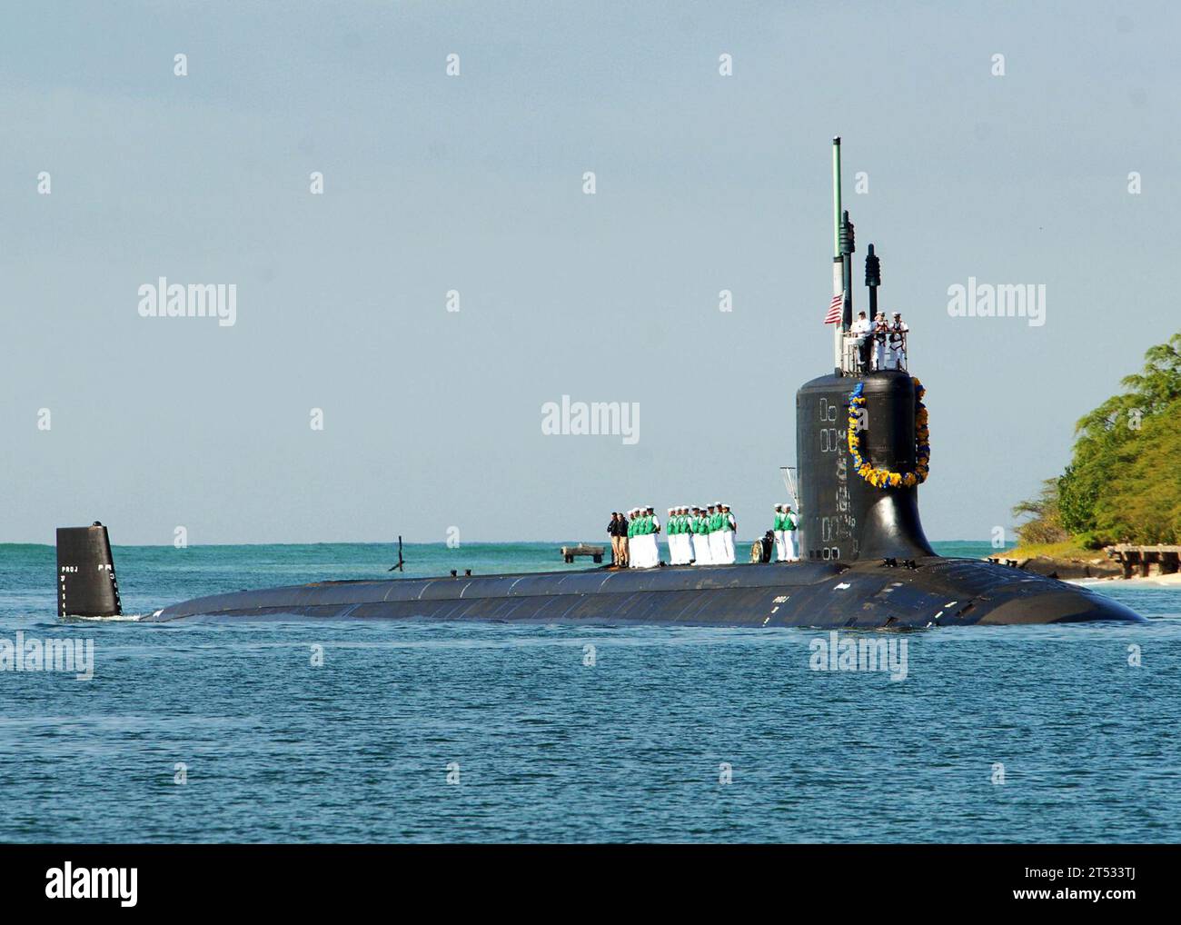 0907235476H-125 PEARL HARBOR, Hawaii (July 23, 2009) Virginia-class ...