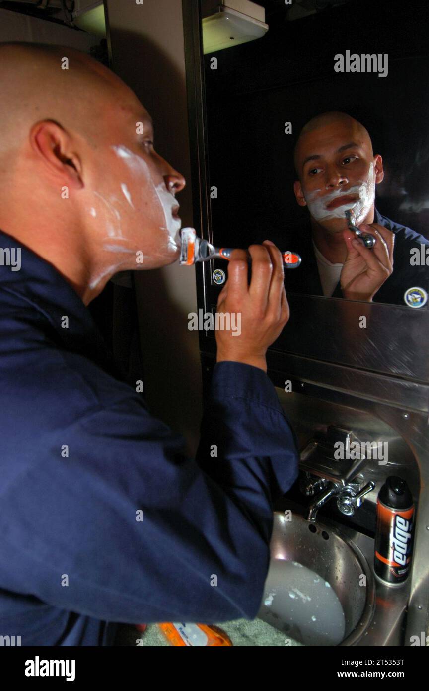 ballistic-missile submarine, bremerton, Sailor, shaving, stateroom, U.S ...