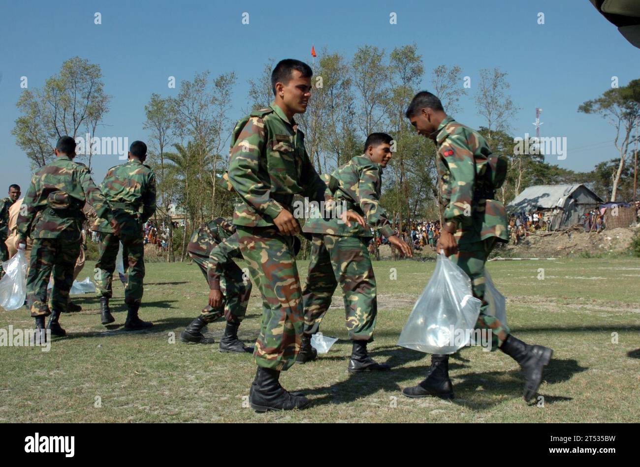 Bangladesh army hi-res stock photography and images - Alamy