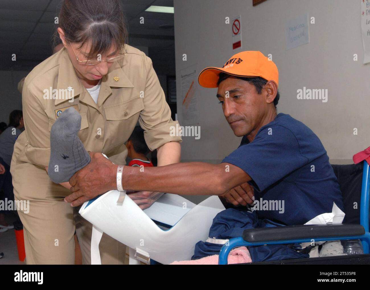 Destroyer squadron desron 24 hi-res stock photography and images - Alamy