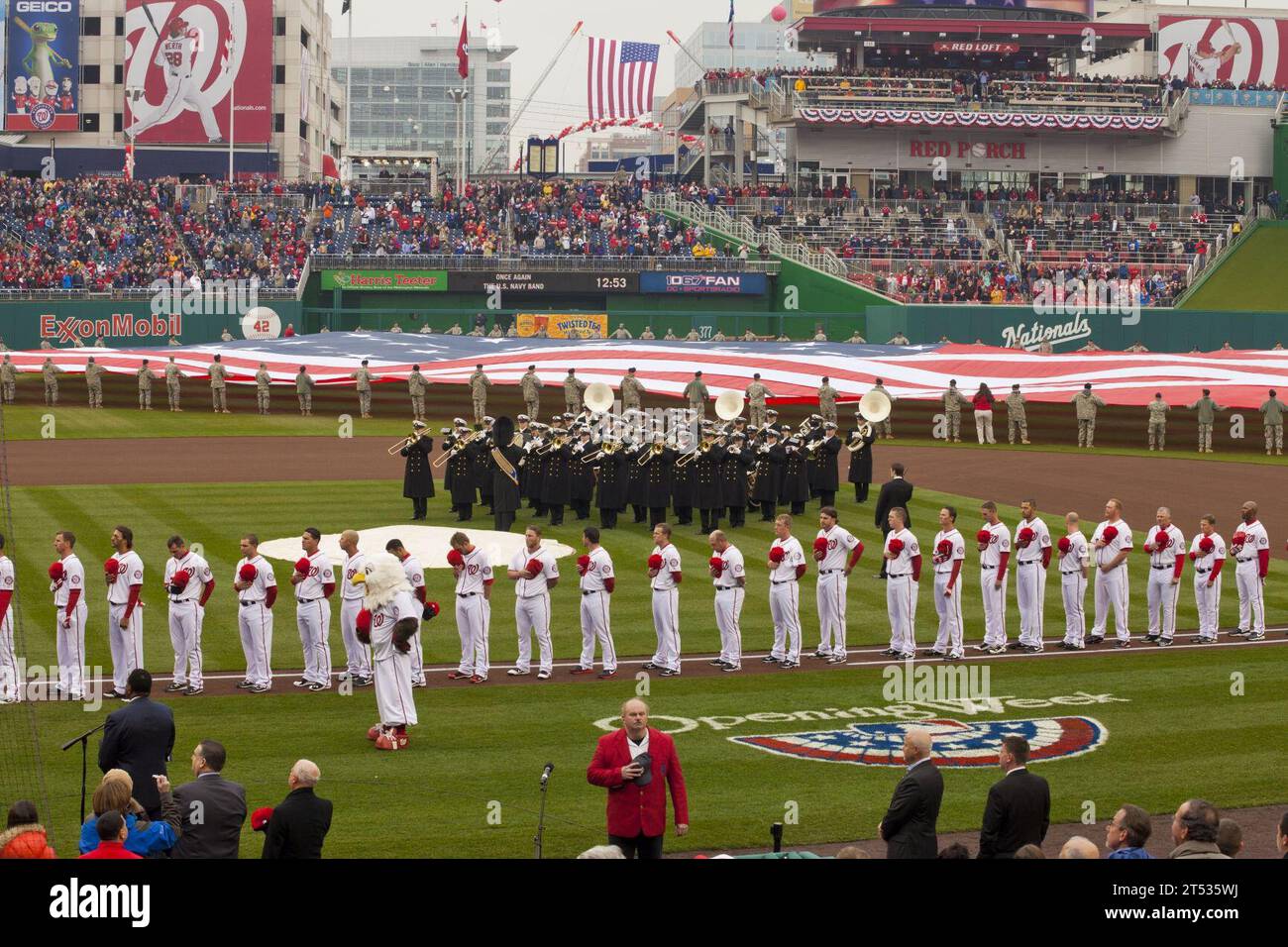 1103310773H-049 WASHINGTON (March 31, 2011) The U.S. Navy Ceremonial ...