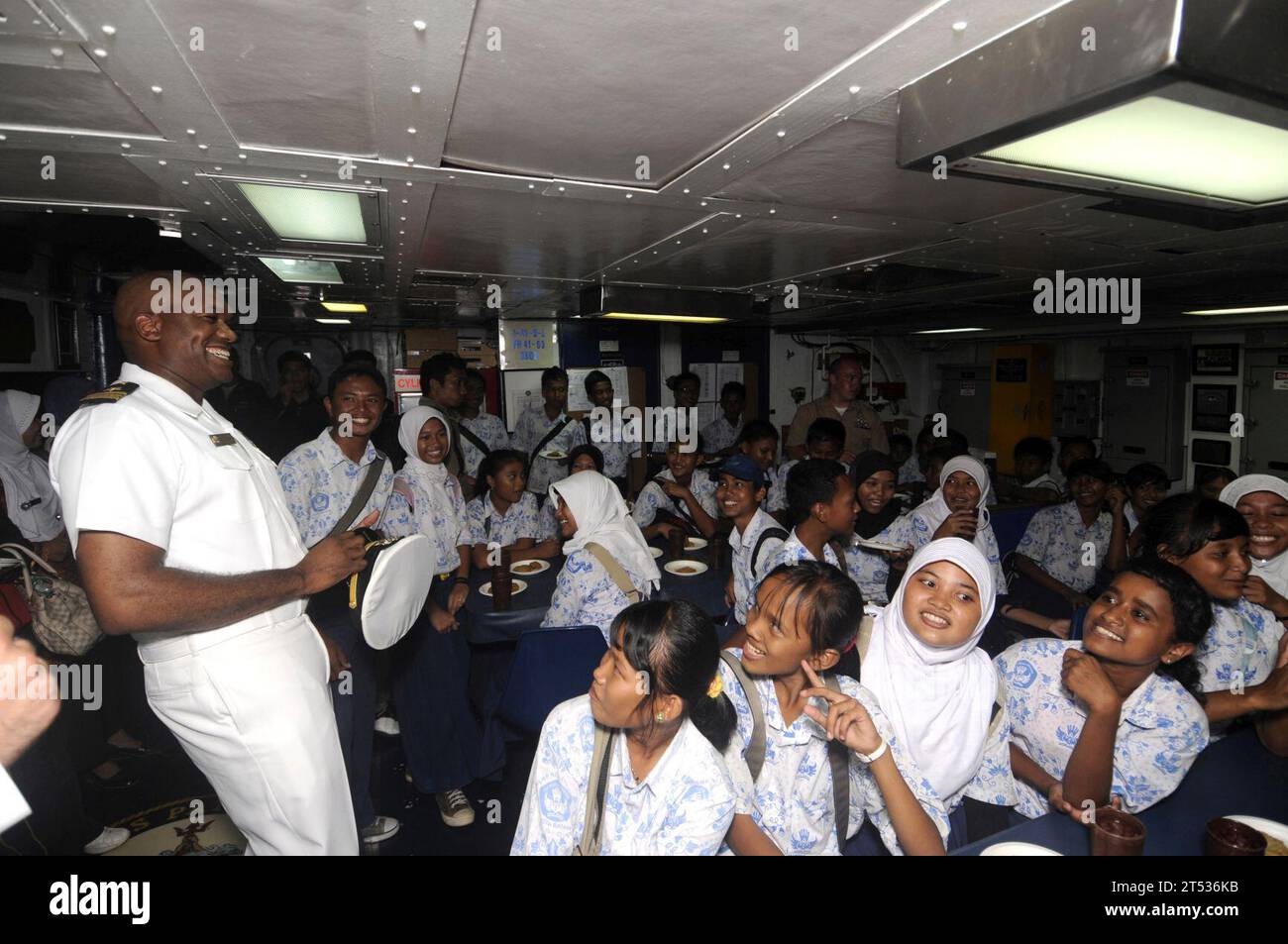 Batam, children, Indonesia, orphanage, U.S. navy photo, USS Patriot ...
