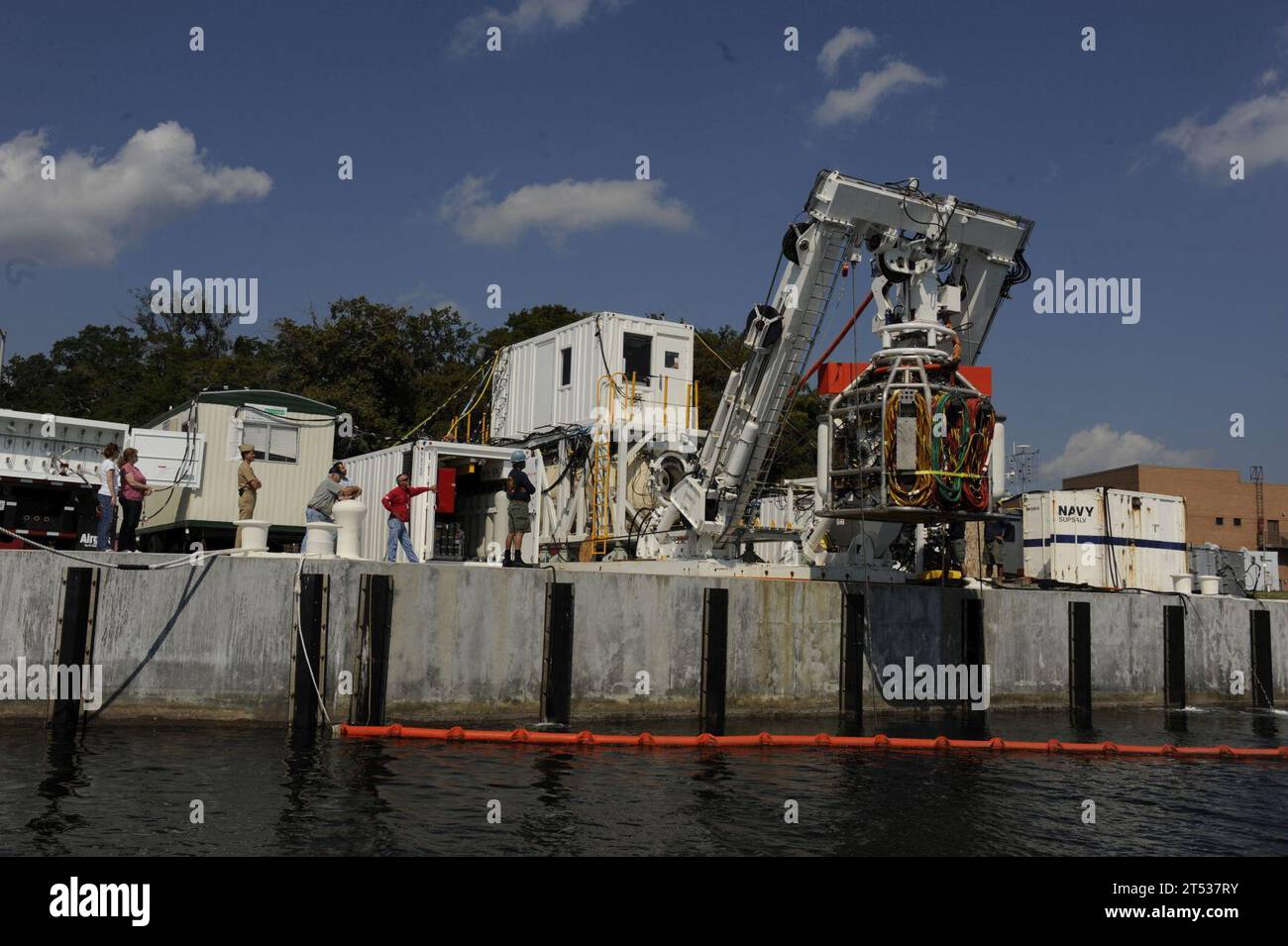 Naval expeditionary diving unit hi-res stock photography and images - Alamy