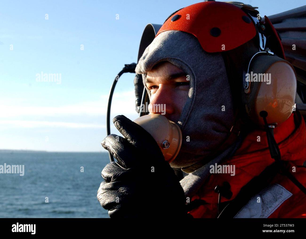 berthing area, bulkhead, Fleet Response Plan (FRP), maintaining ...