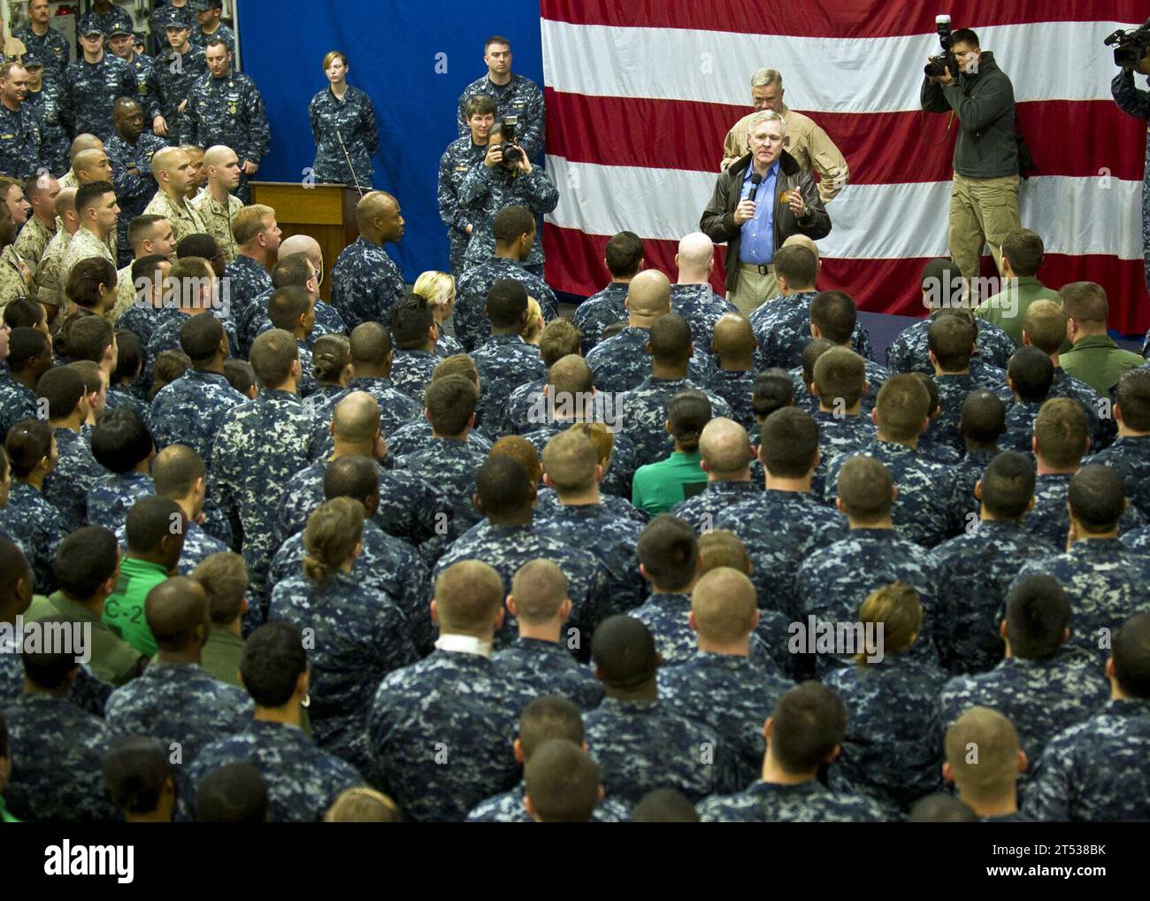 111015AC887-004 ATLANTIC OCEAN (Oct. 15, 2011) Secretary of the Navy ...