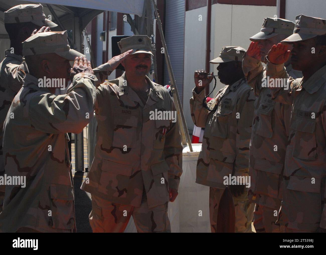 1005213165S-062 NORFOLK (May 21, 2010) Cmdr. Richard Radice, former ...