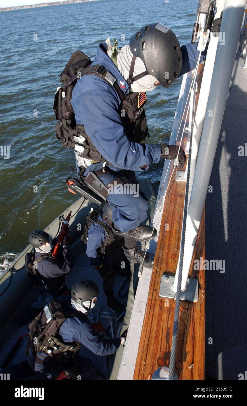 Yard patrol craft hi-res stock photography and images - Alamy