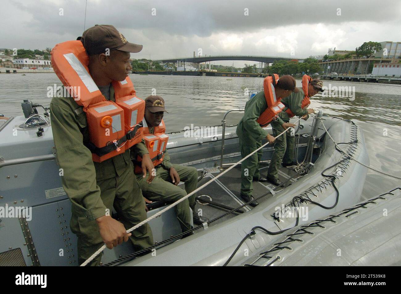 Navy coxswain training hi-res stock photography and images - Alamy