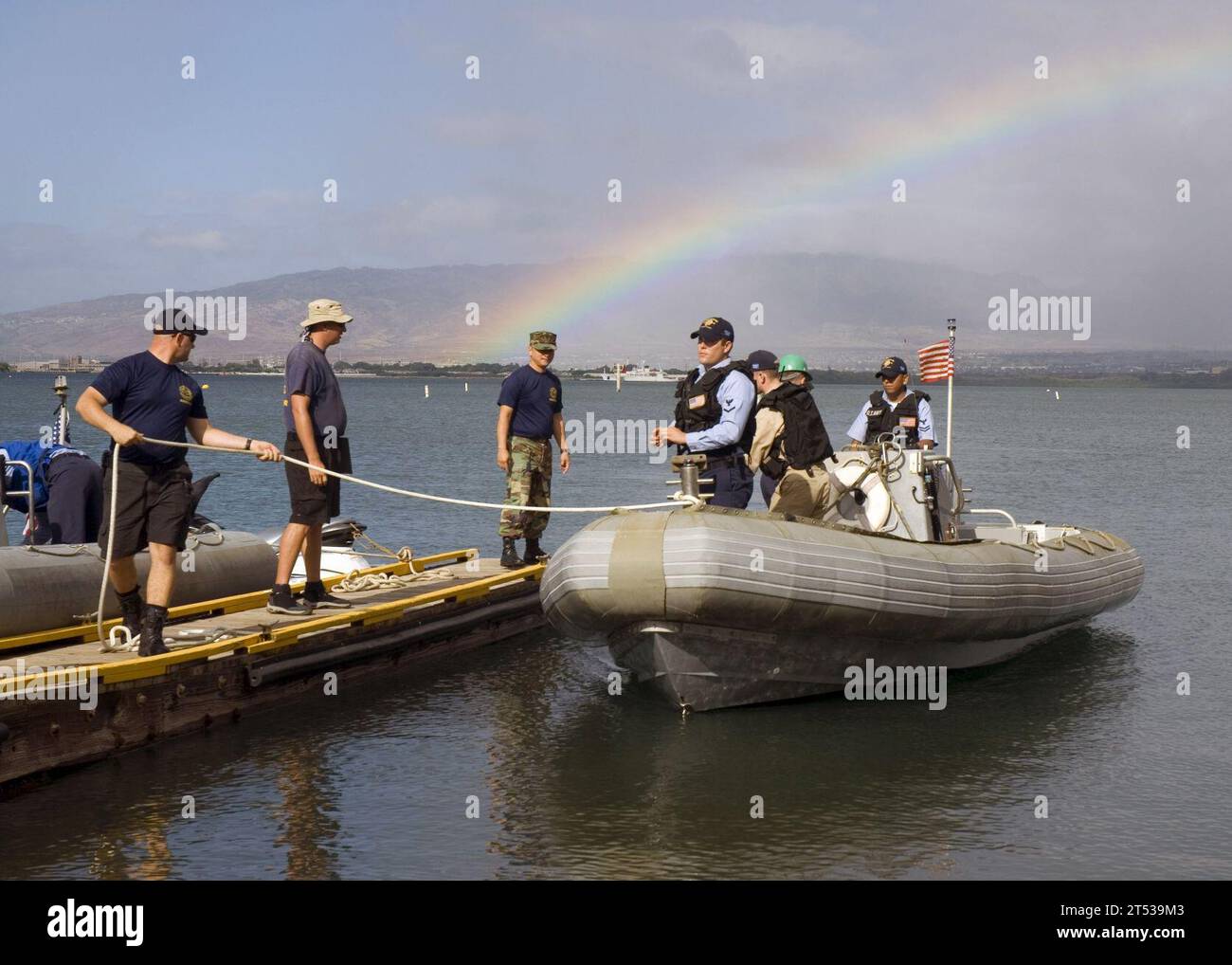 Onboard boat hawaii hi-res stock photography and images - Alamy