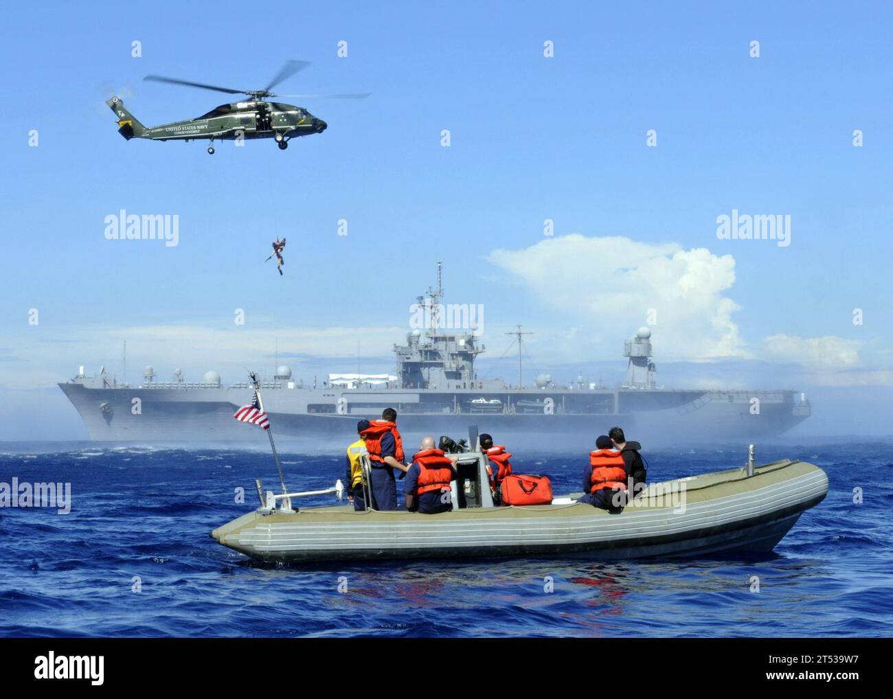 Boat Operations, helicopter operations, training Stock Photo - Alamy