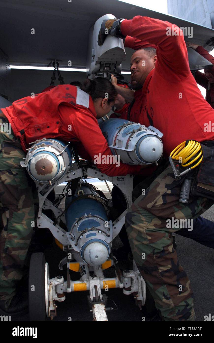 bombs, lift, load, ordananve, rack, Red Shirt, weapons Stock Photo - Alamy