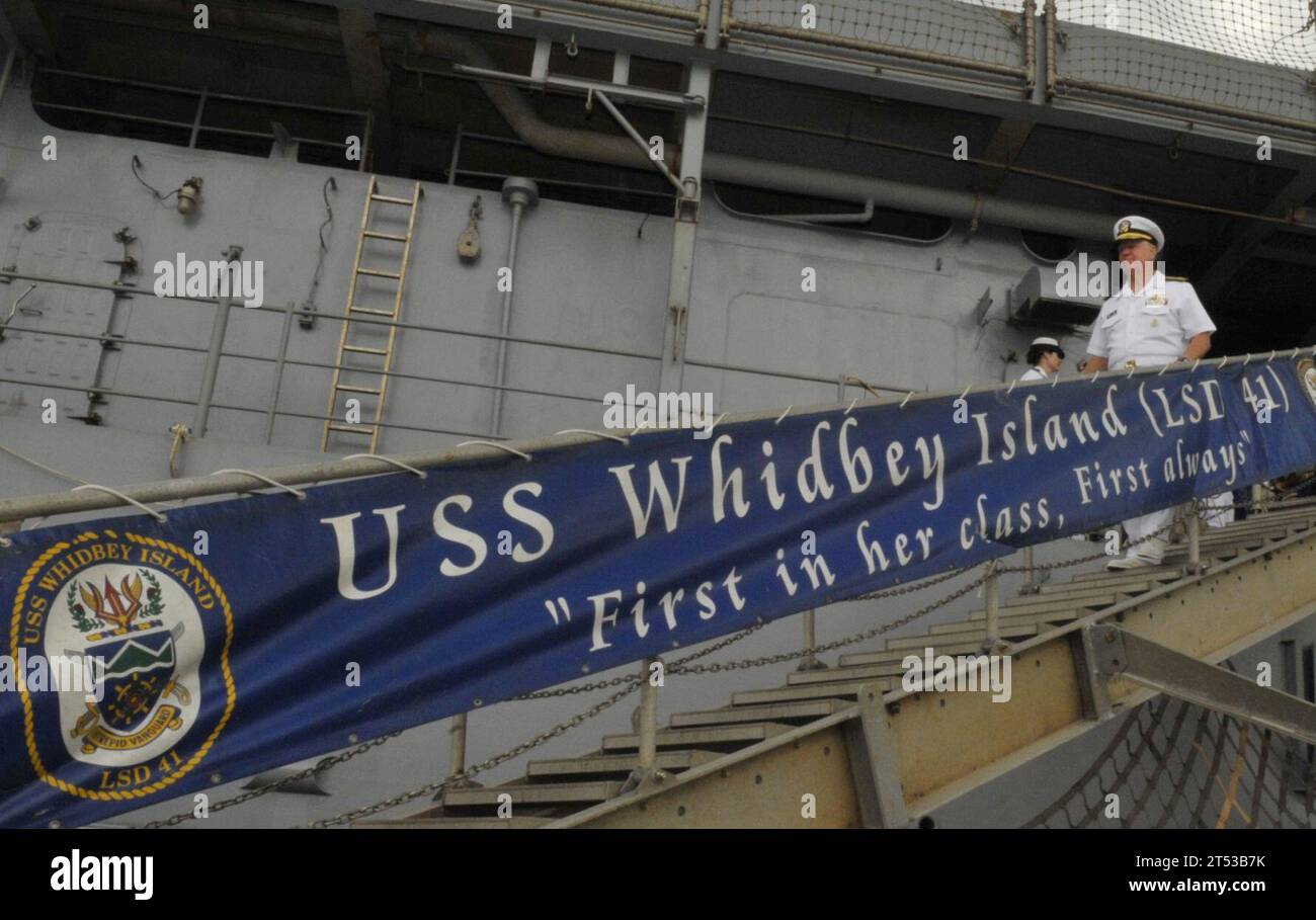 BOSTON, CNO, U.S. navy , USS Whidbey Island (LSD 41 Stock Photo - Alamy