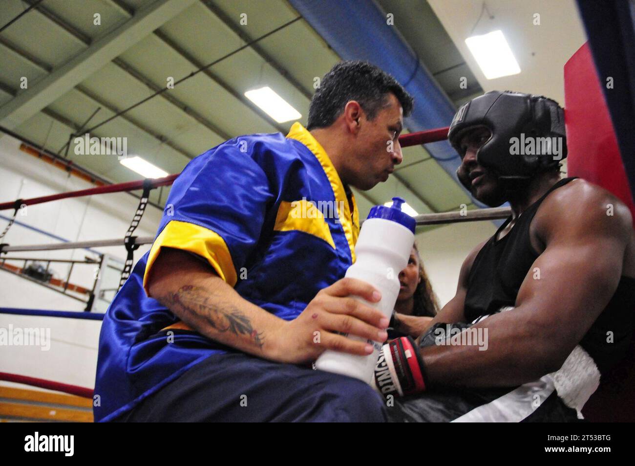 Us military boxing hi-res stock photography and images - Alamy