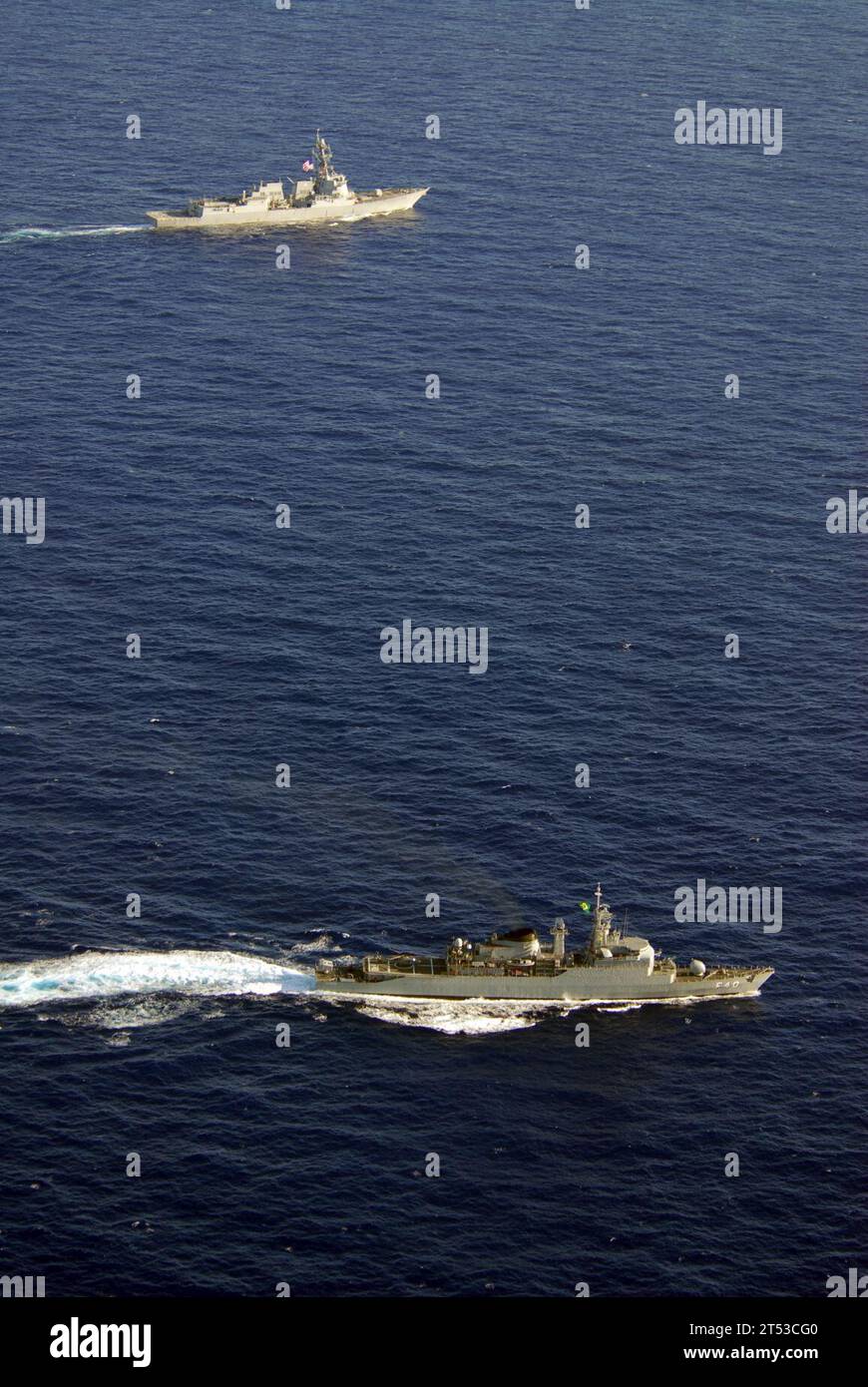 Brazilian navy frigate Bosisio (F 48), Sailor, U.S. Navy, USS NITZE ...
