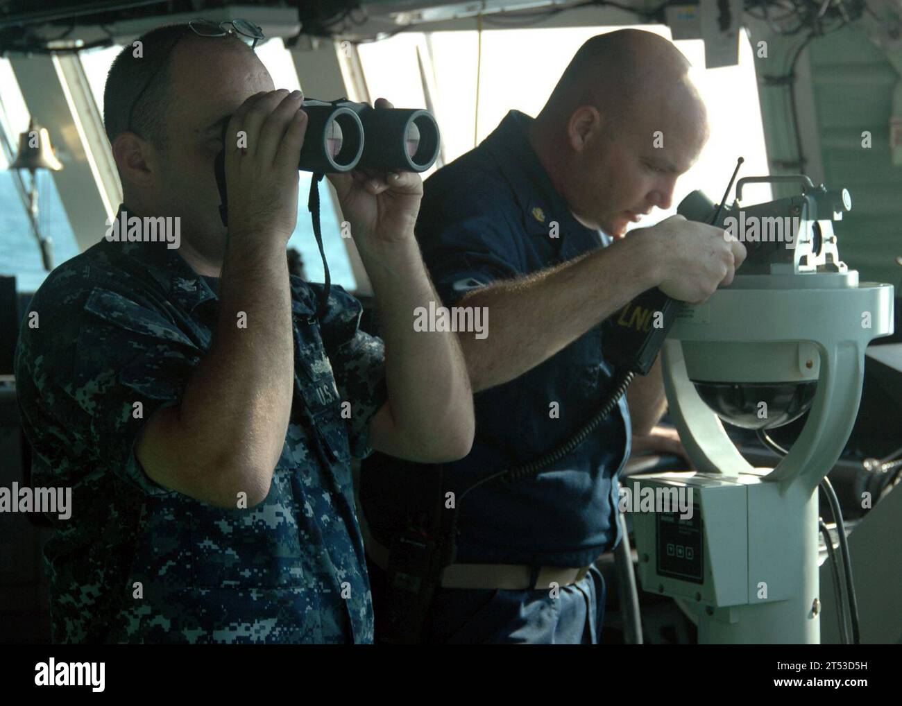 bridge, Enlisted, LCS 1, littoral combat, people, ship, tracking ...