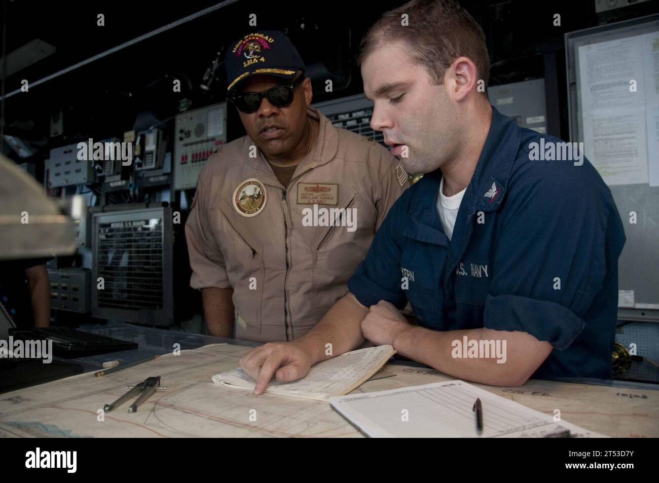 bridge, Expeditionary Strike Group (ESG) 5, Sailors, USS Nassau (LHA 4 ...